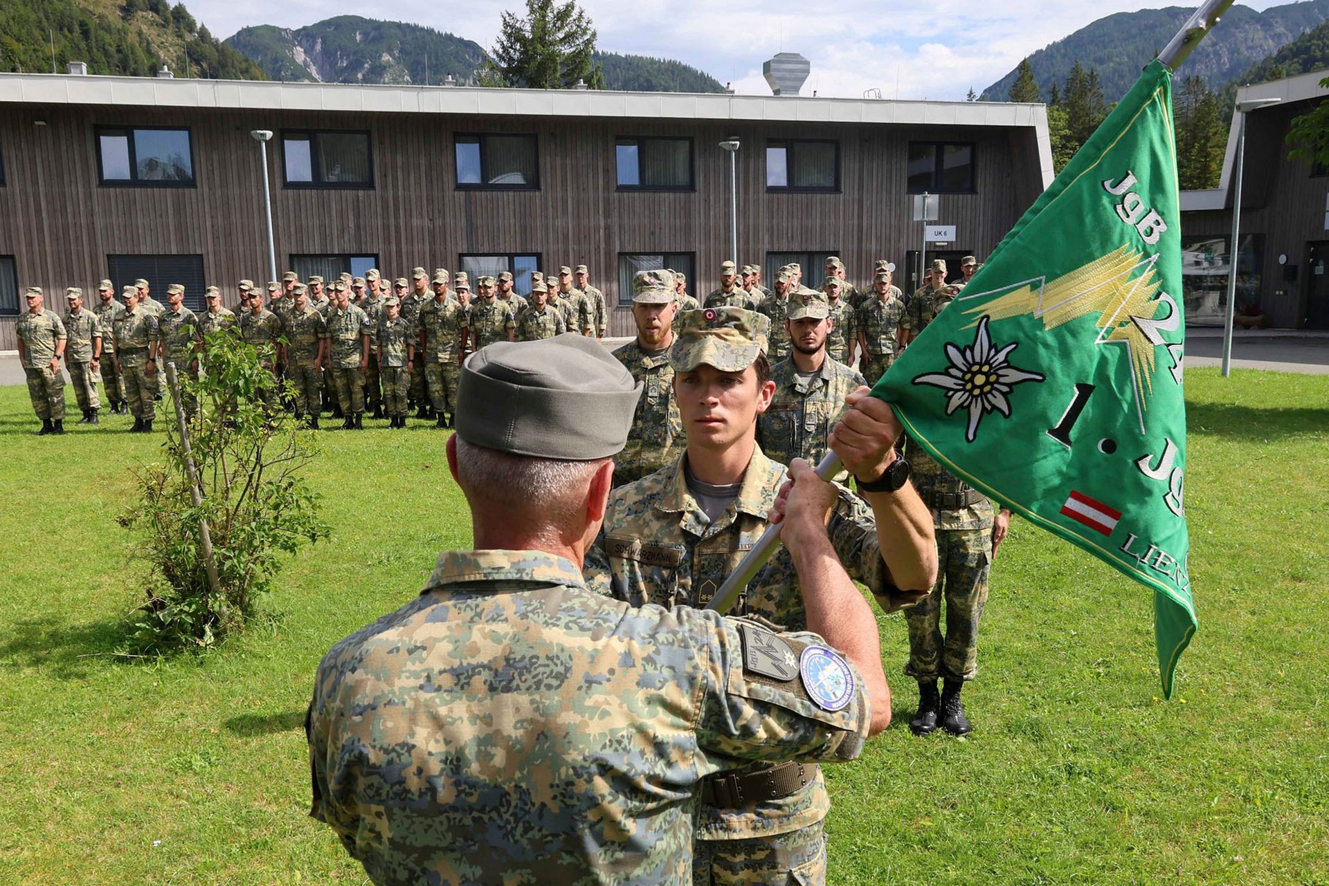 MilAk: Insiginien im Bundesheer